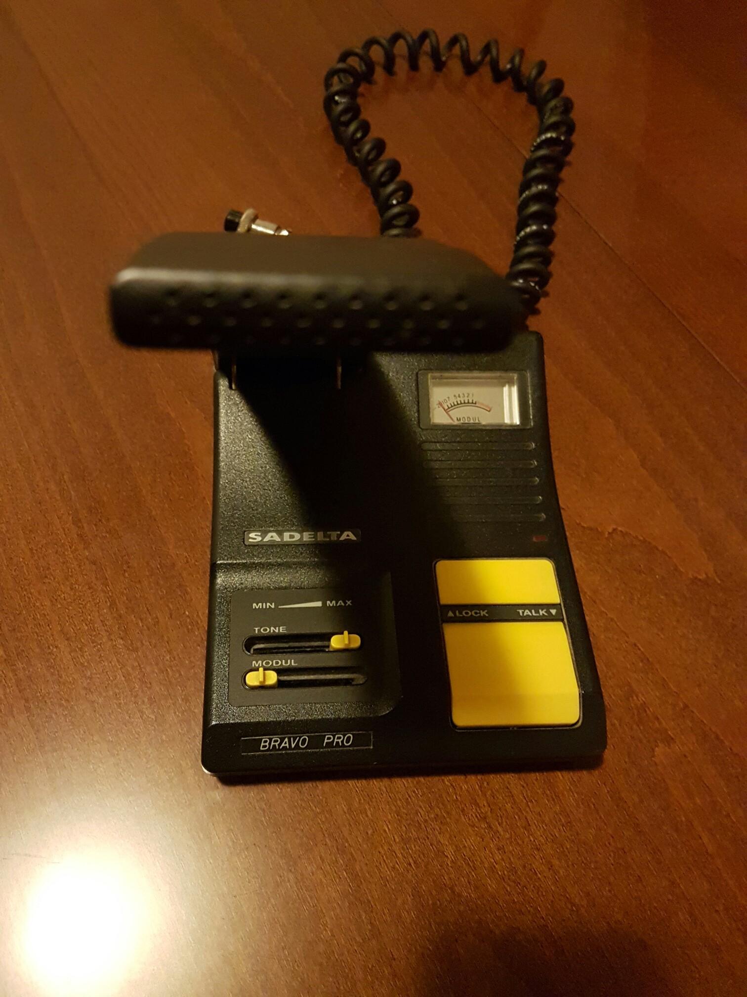 Albrecht 497 Heimstation mit Stand Mikrofone in 69126 Heidelberg für 250,00 € zum Verkauf ...