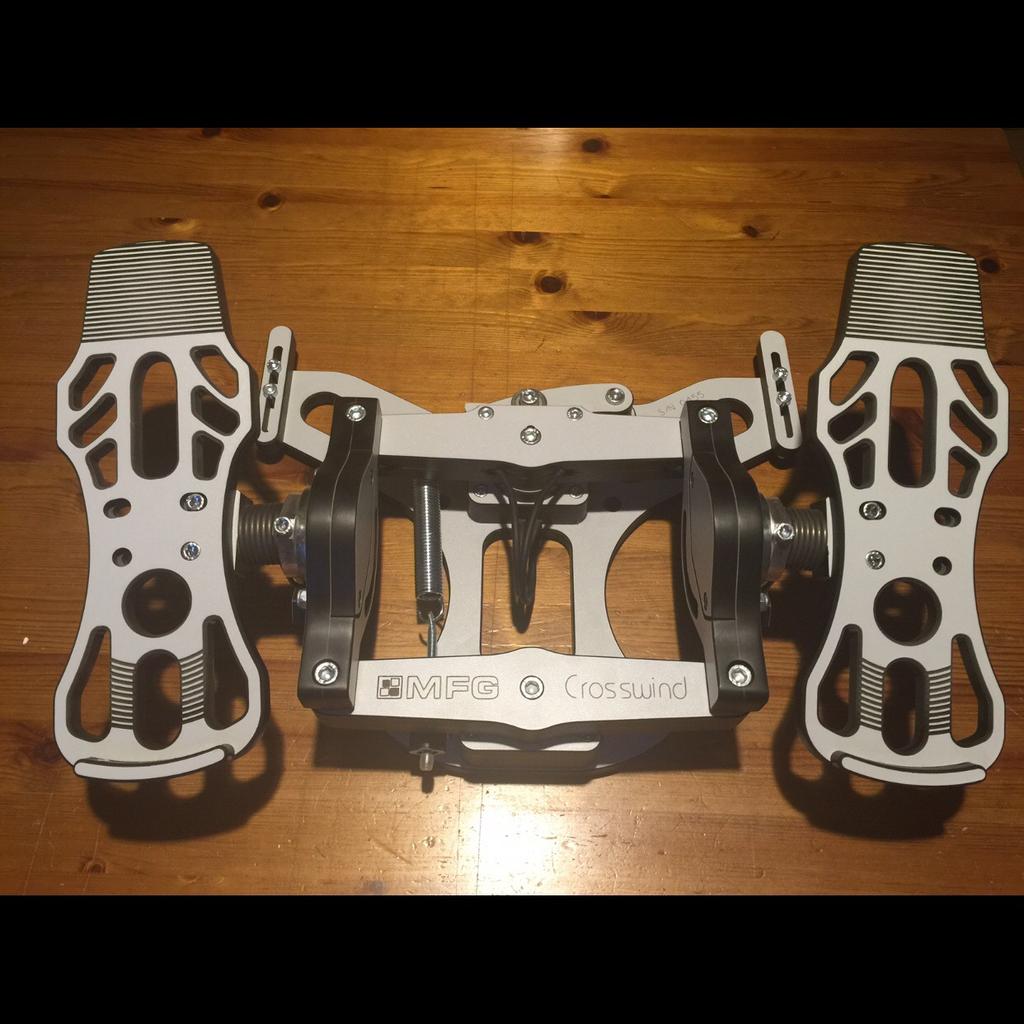 MFG CROSSWIND RUDDER PEDALS FOR PC in GL2 Gloucester für 210,00 £ zum ...