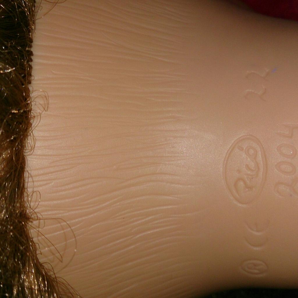 Roxanne & Roby large dolls 24" in PO4 Portsmouth for £20.00 for sale ...