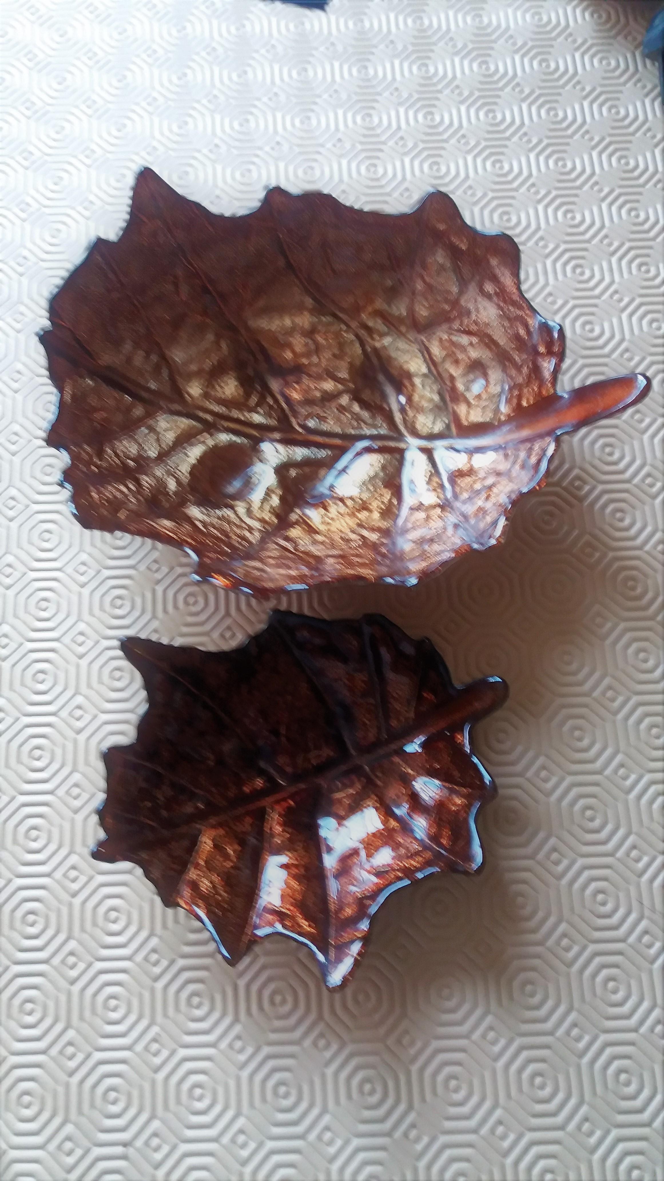 Glass Leaf Bowls in BA14 Trowbridge für £ 2,00 zum Verkauf | Shpock AT