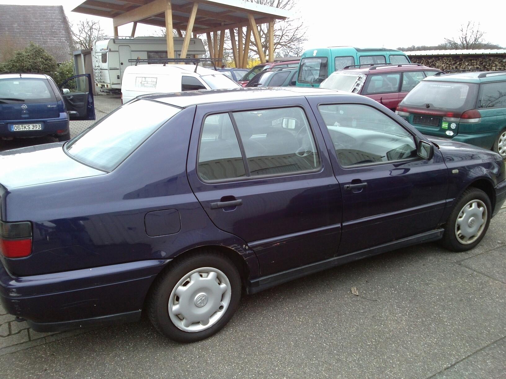 VW Vento GLX in 77933 Lahr/Schwarzwald for €400.00 for sale | Shpock