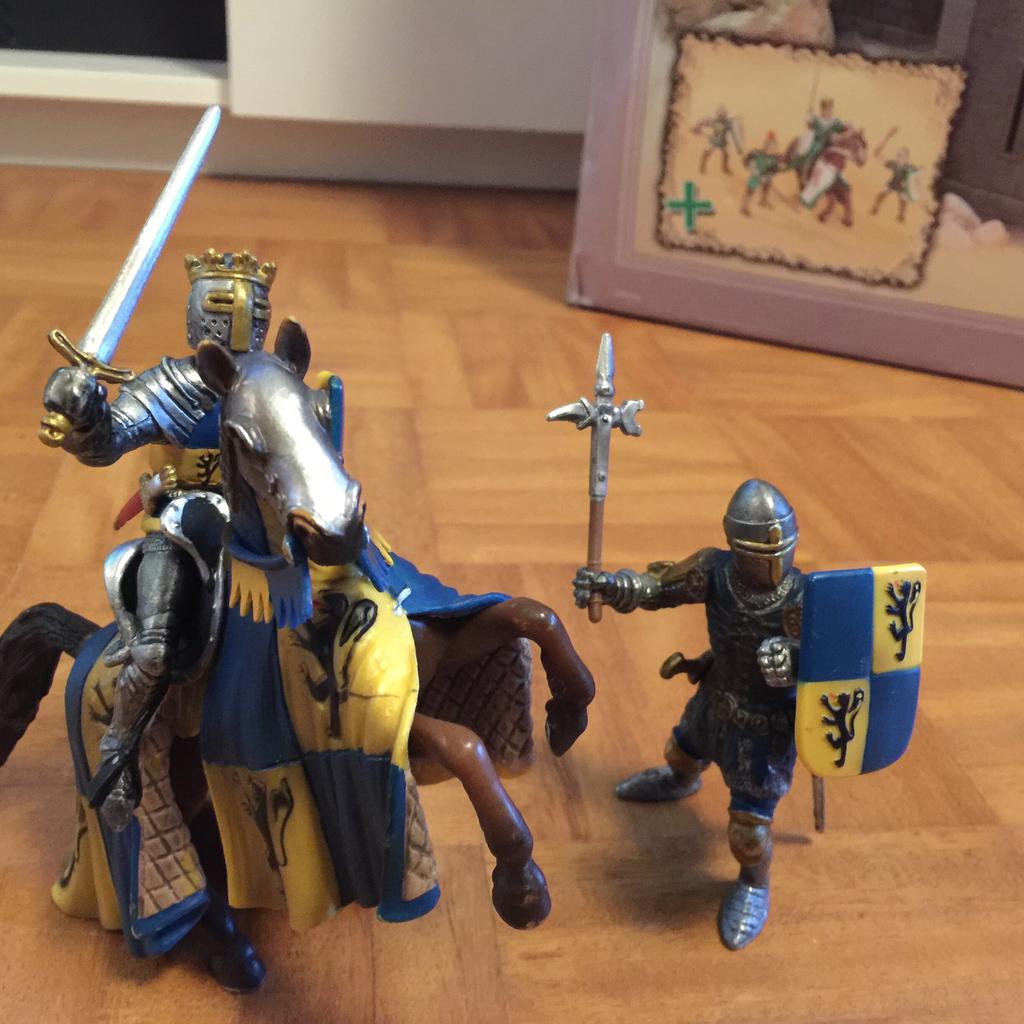 Original Schleich Ritter Sammlung in 82008 Unterhaching für € 60,00 zum ...