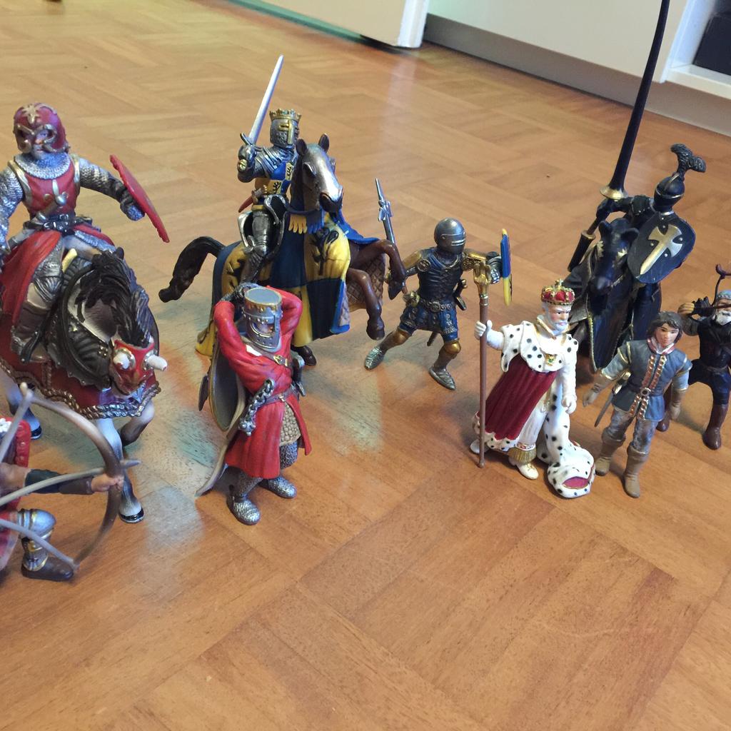 Original Schleich Ritter Sammlung in 82008 Unterhaching für € 60,00 zum ...