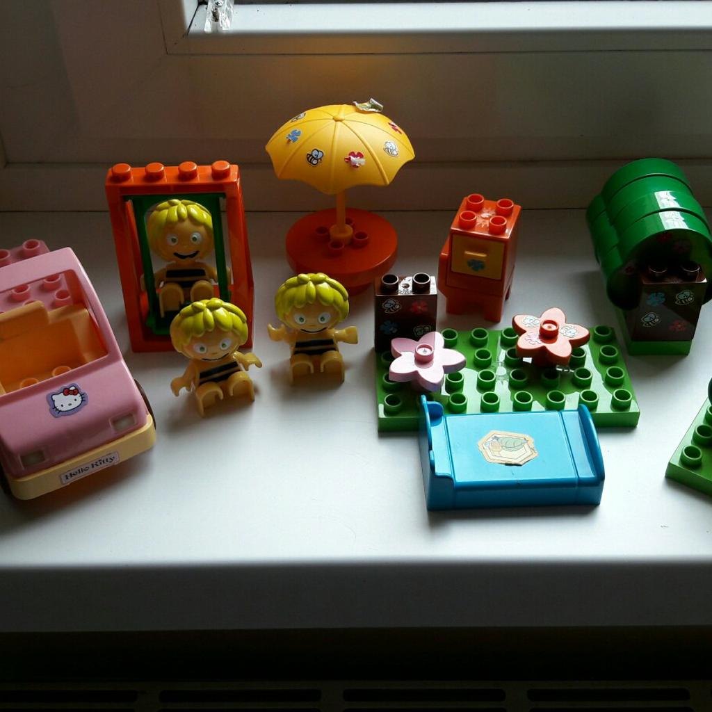 Biene Maya Hello Kitty in 2542 Günselsdorf für € 7,00 zum Verkauf ...