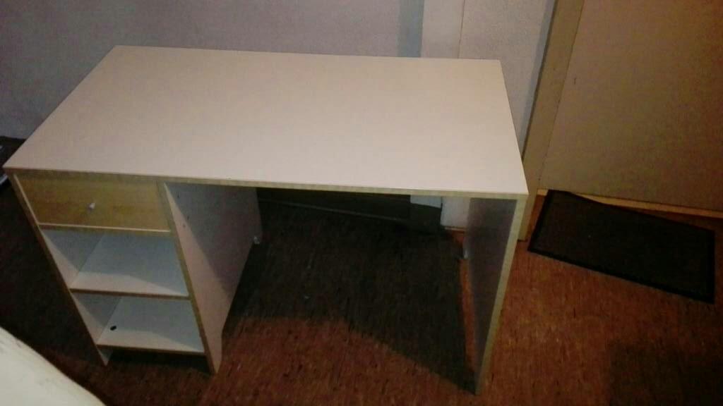 Schreibtisch IKEA Robin in 58135 Hagen für 20,00 € zum Verkauf | Shpock DE