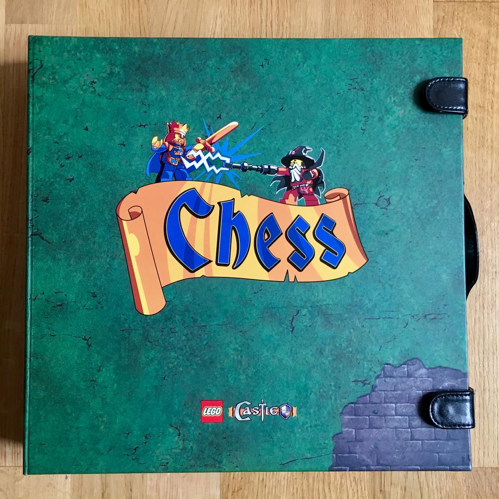 Lego Castle Chess (Schach) in 81541 München für € 80,00 zum Verkauf ...