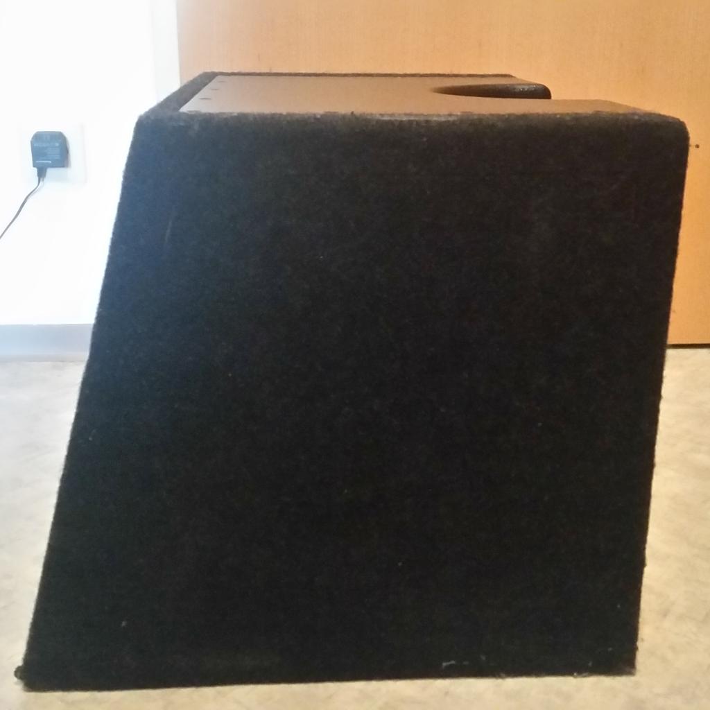 Rödek RN12 Subwoofer inkl. Verstärker in 5550 Löbenau for €120.00 for ...