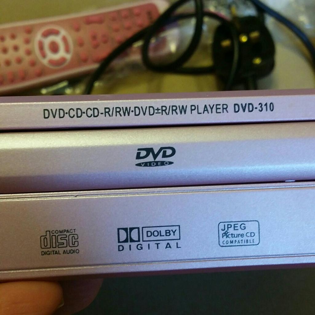 Pink dvd player in B45 Rubery für £ 8,00 zum Verkauf | Shpock AT