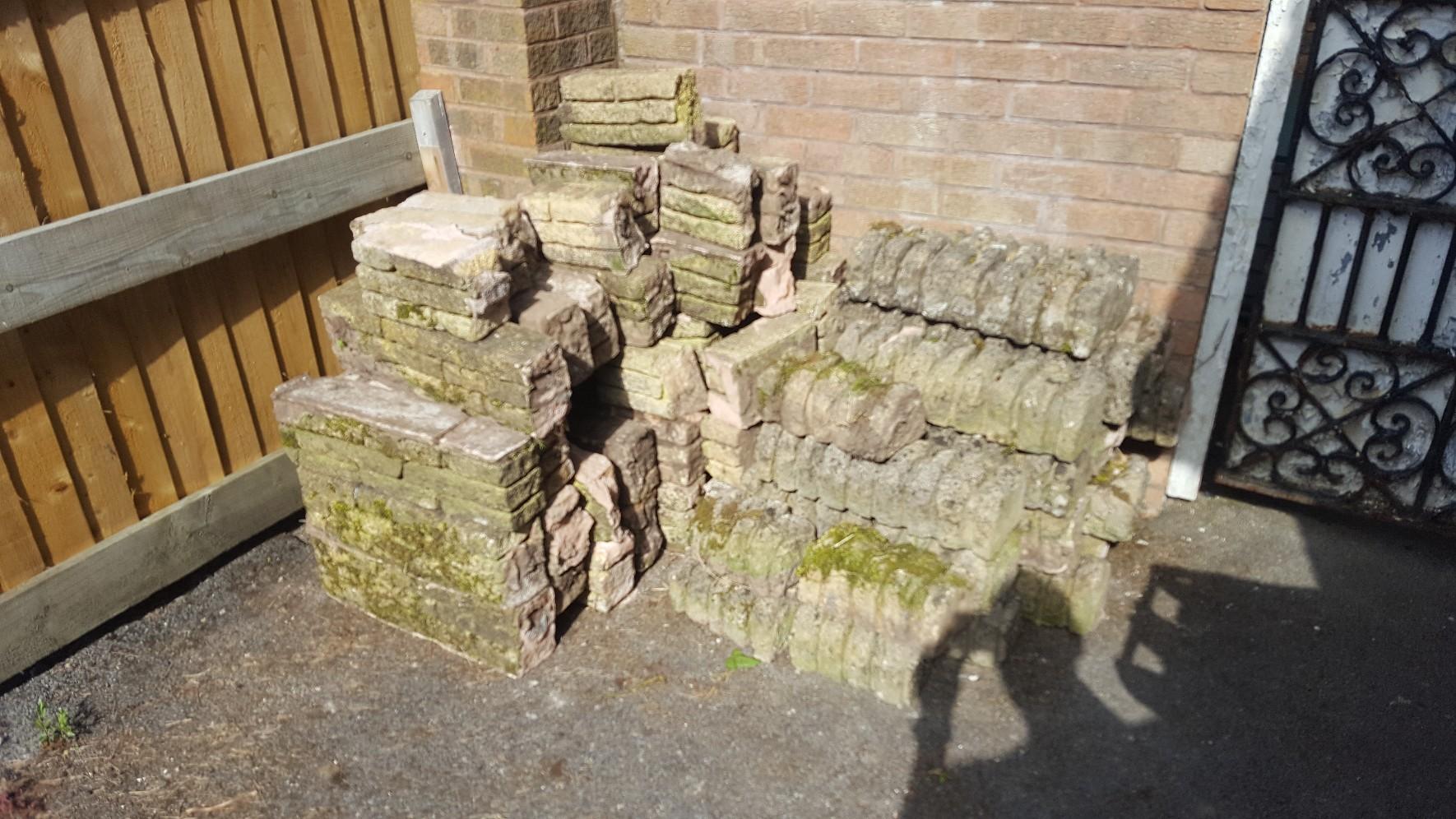 Reclaimed Cotswold Garden wall & edging in Gorsedd for £40.00 for sale ...