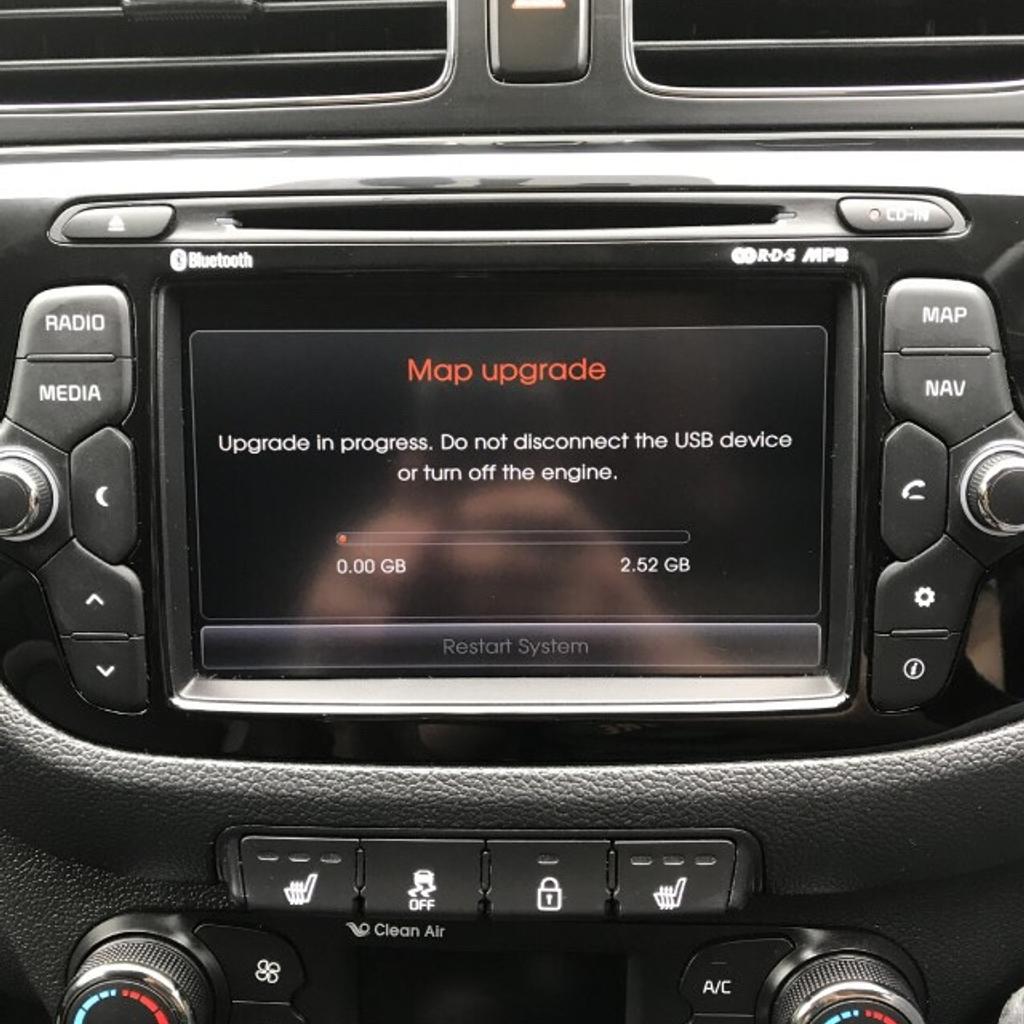 Kia sportage Ceed Satnav maps update 2018! in GL6 Brownshill für 20,00 ...