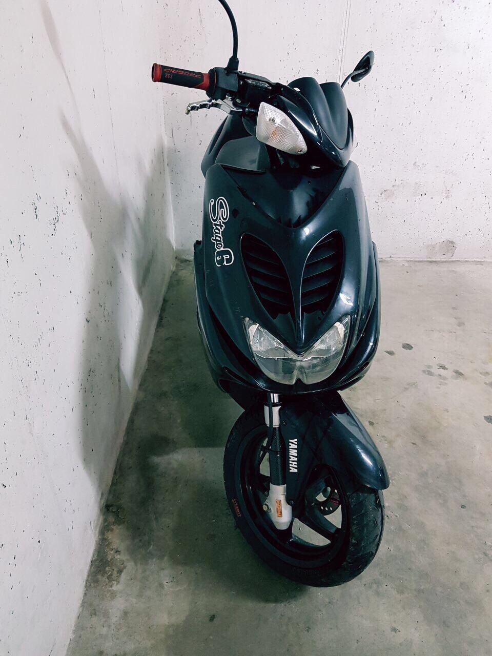 Yamaha Aerox Roller 50ccm in 83395 Freilassing für 899,00 € zum Verkauf ...