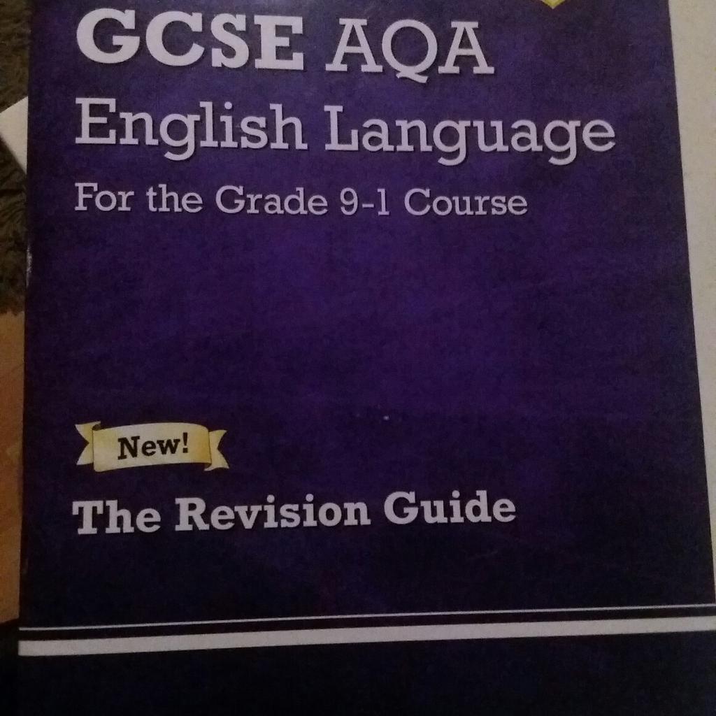 New english language text book in TW5 Hounslow für £ 2,00 zum Verkauf ...