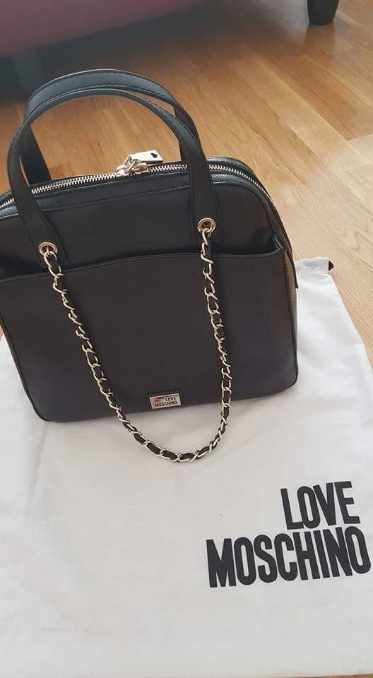 ORIGINAL MOSCHINO in 1200 Wien für € 150,00 zum Verkauf | Shpock AT