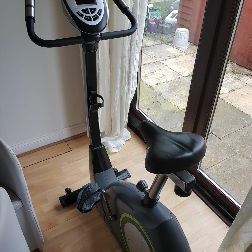 Elevation fitness ef1 exercise bike in Rossendale für £ 40,00 zum ...
