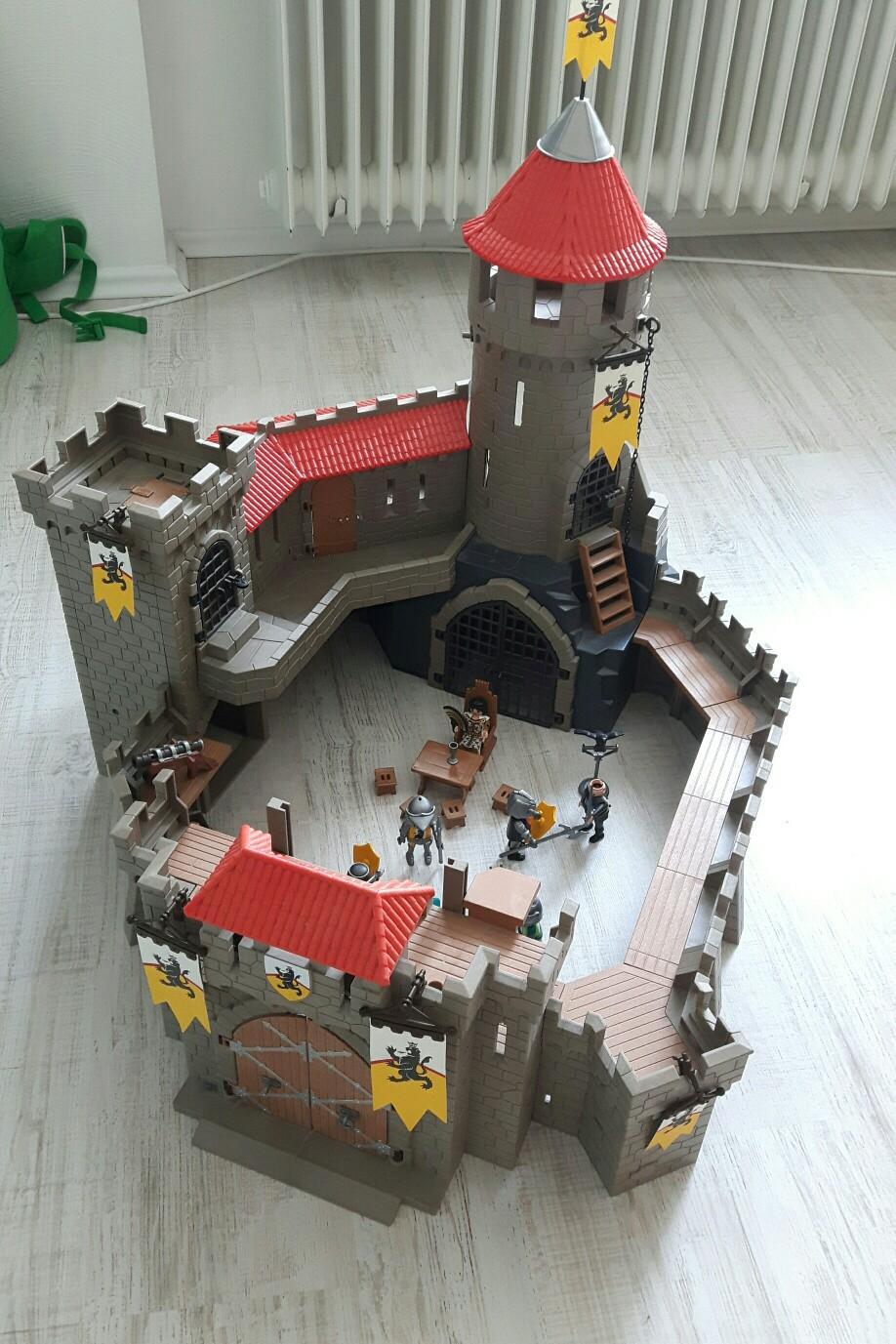 Große Ritterburg playmobil in 68782 Brühl für 75,00 € zum Verkauf ...