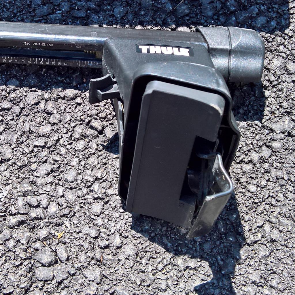 Thule Dachträger 853-2341-02 PE in 3443 Sieghartskirchen für 45,00 ...