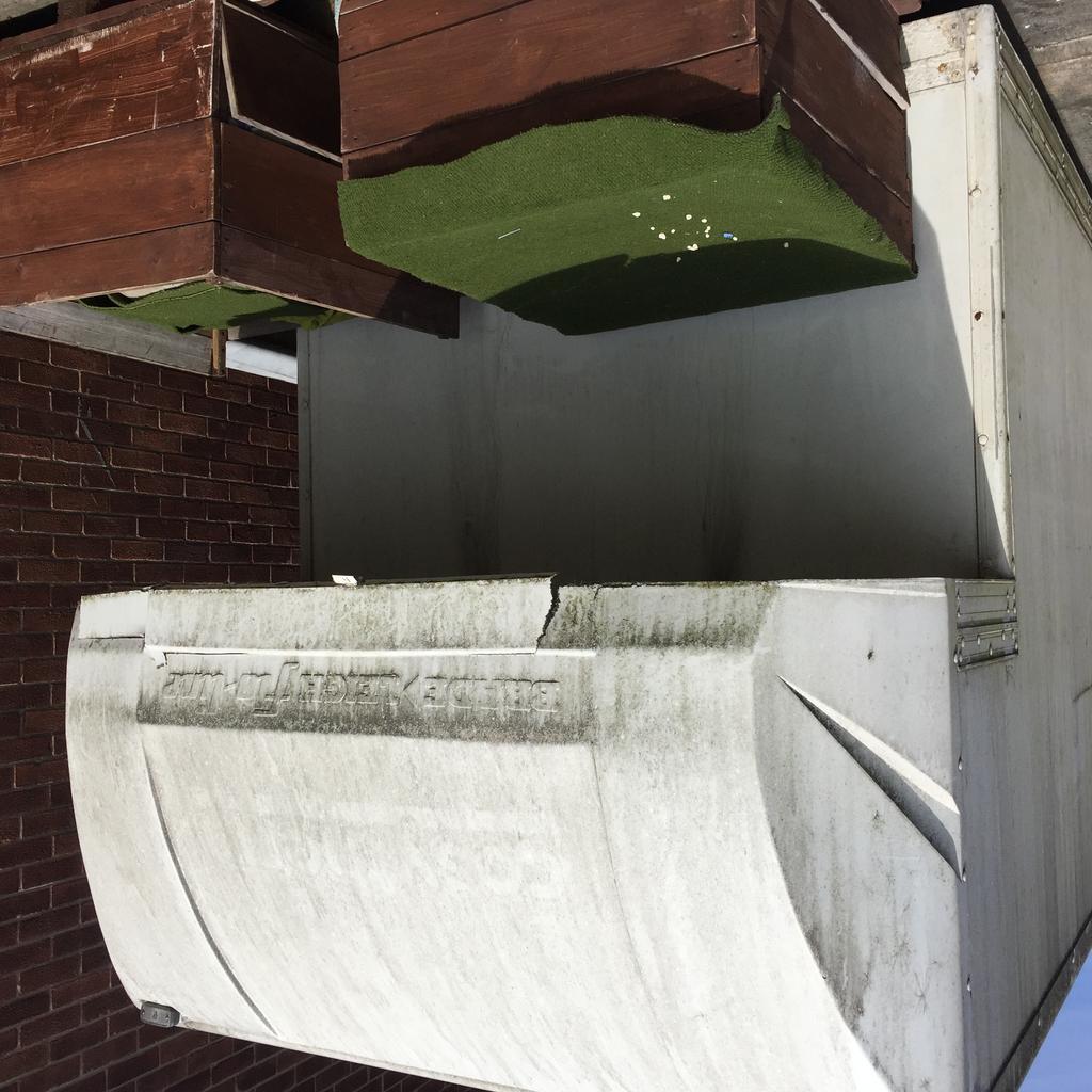 Luton Box Body, 15ft body with roller shutter in WF4 Crigglestone for £ ...