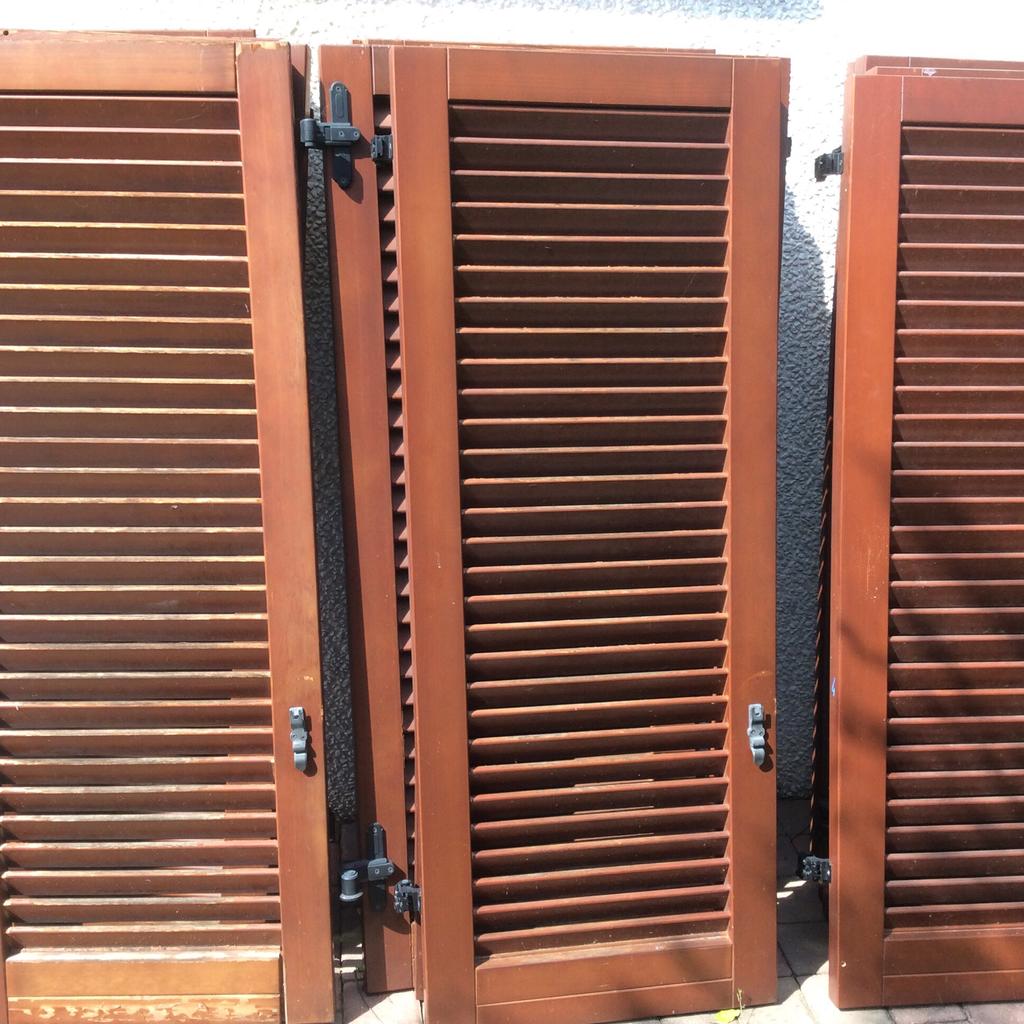 Persiane legno in 21100 Varese for €10.00 for sale | Shpock