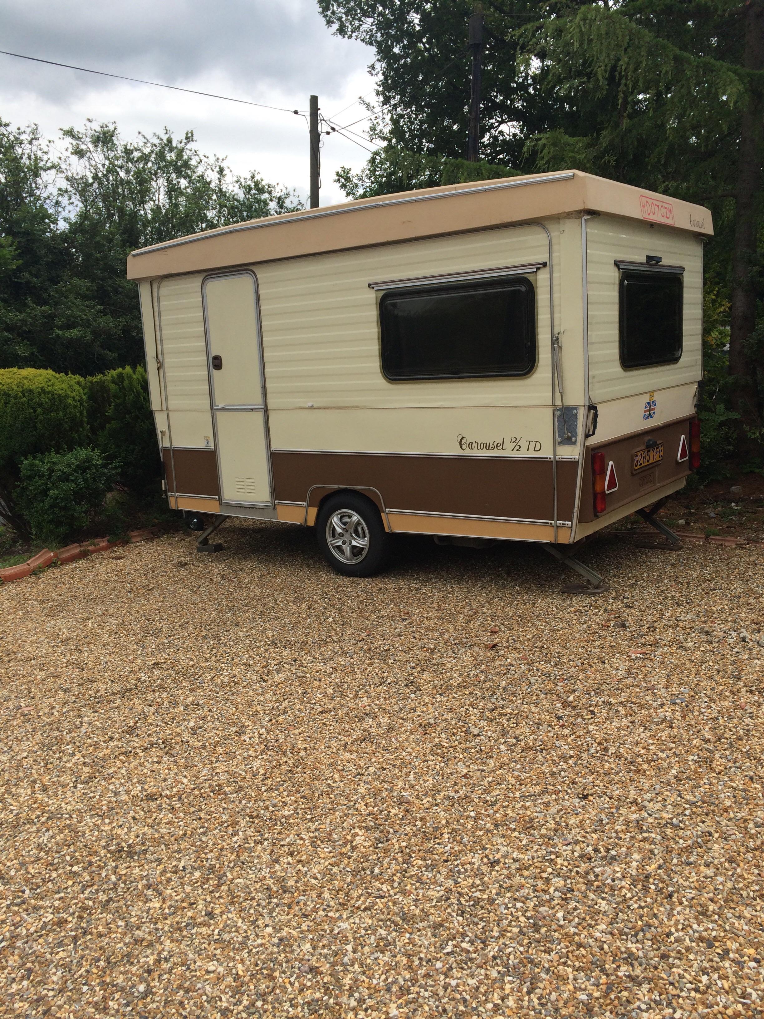 Gobur carousel 12/2 folding caravan in TN15 Kingsdown für 1.500,00 ...