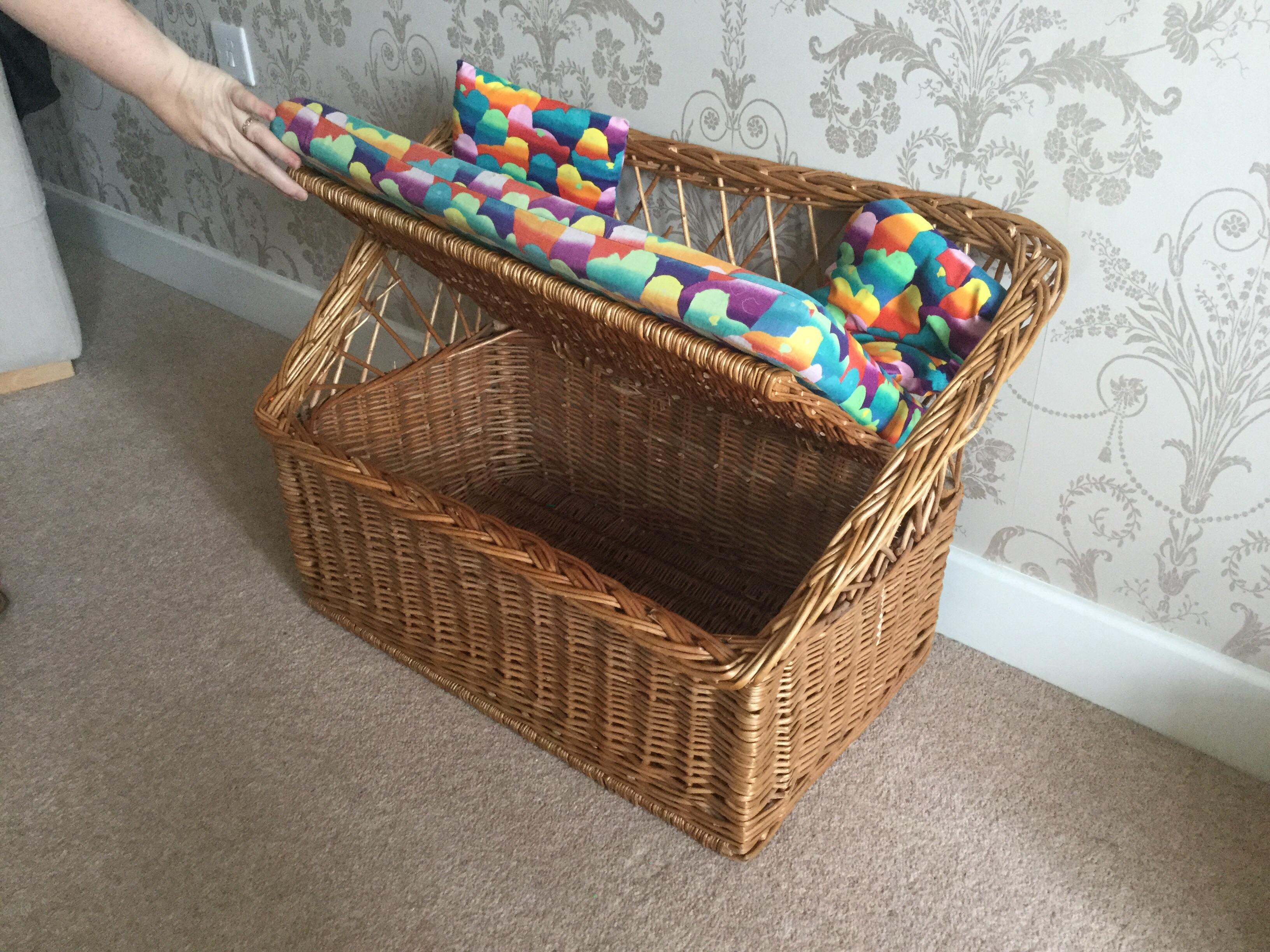 Child's bench/toy box in S60 Treeton für 15,00 £ zum Verkauf | Shpock DE