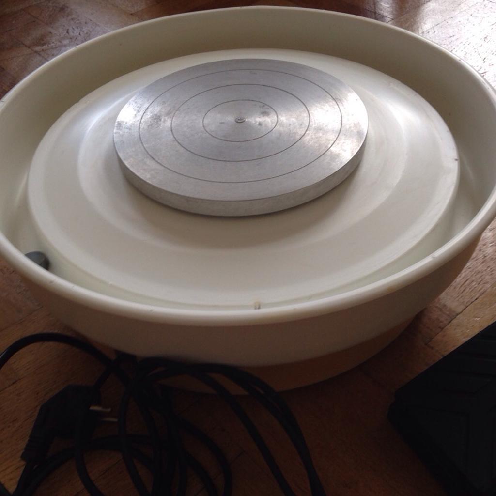 Töpferscheibe hsl junior 4 in 1050 Wien für € 350,00 zum Verkauf ...