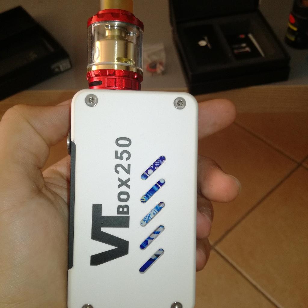 Vt box dna 250 in 00148 Piana del Sole for €180.00 for sale | Shpock