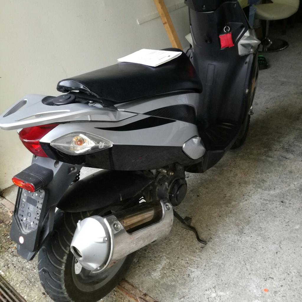 Roller Generic 50ccm in 4863 Seewalchen am Attersee für € 350,00 zum ...