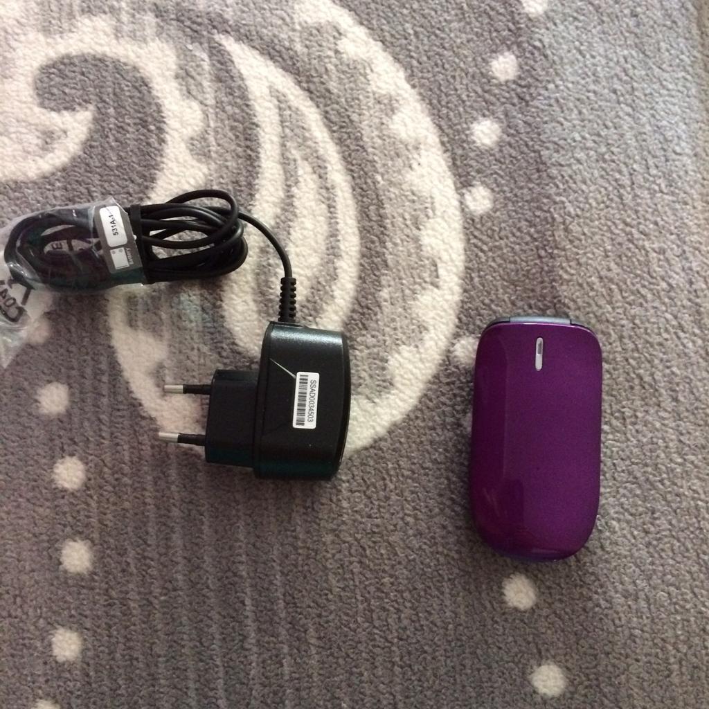 LG A 170 Cube Purple Blister Handy in 90559 Burgthann für € 15,00 zum ...