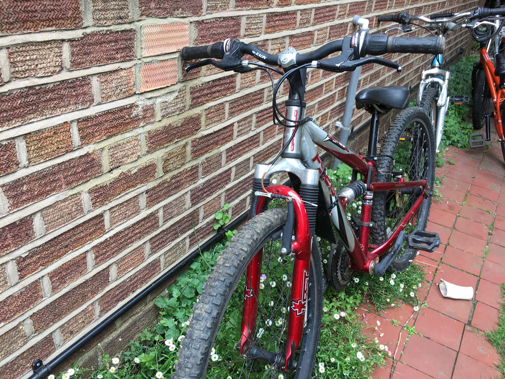 Apollo FS.26 mountain bike in TW10 Richmond für 35,00 £ zum Verkauf ...