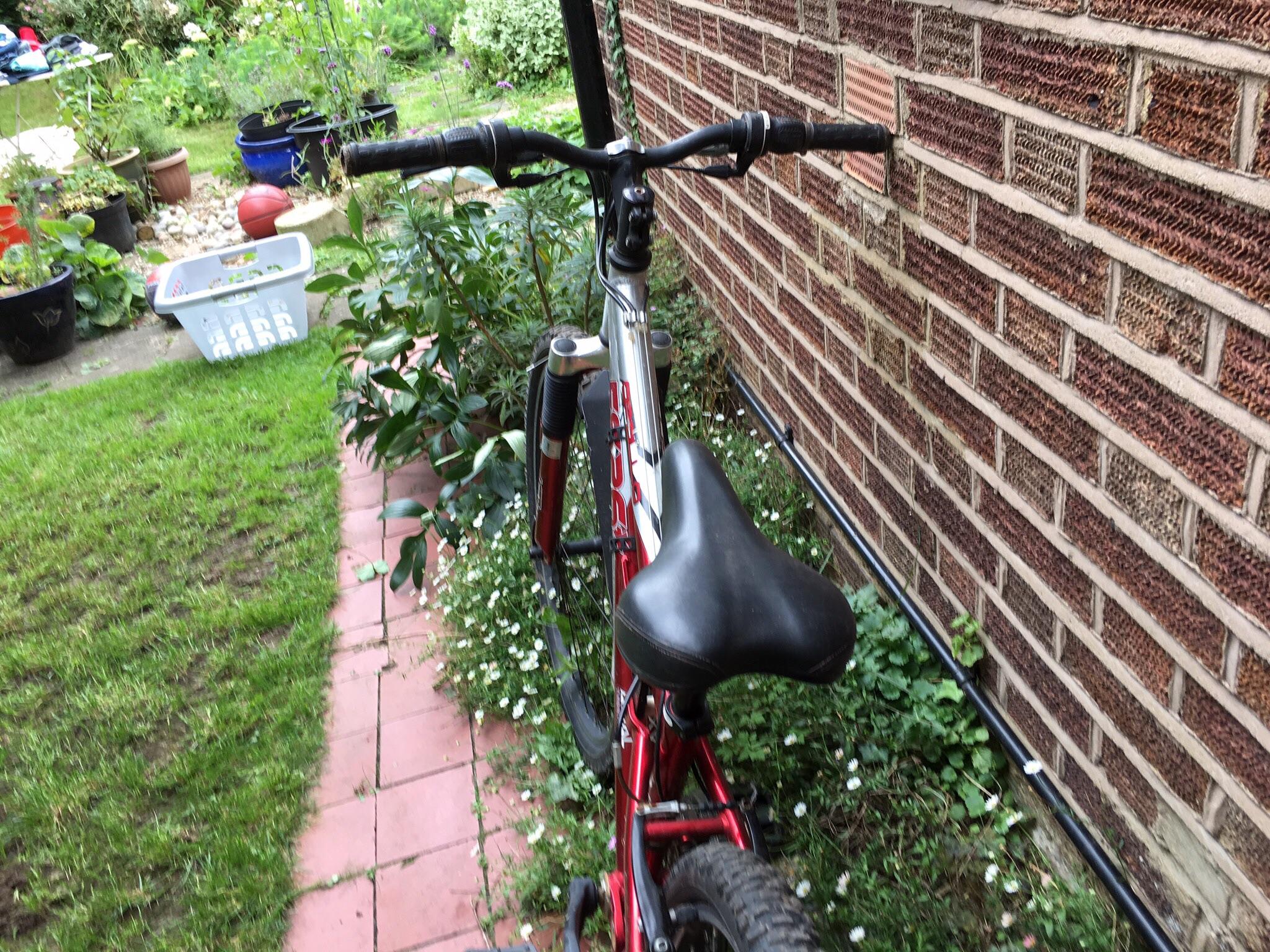 Apollo FS.26 mountain bike in TW10 Richmond für 35,00 £ zum Verkauf ...