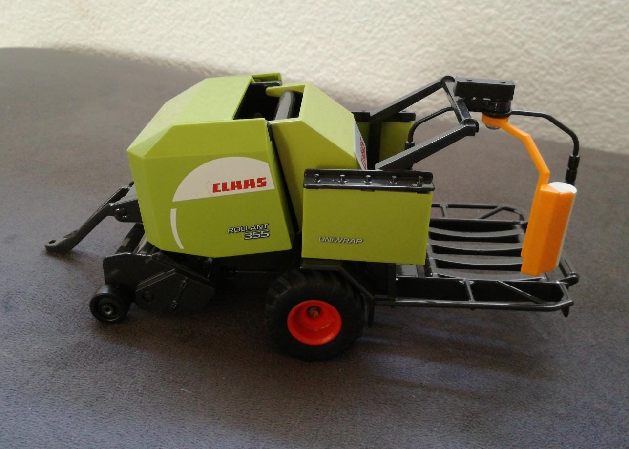 Siku 4342 Rundballenpresse in 6842 Neuburg für 6,00 € zum Verkauf ...