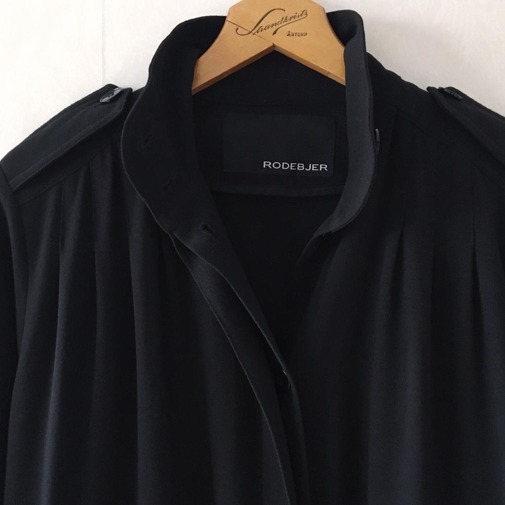 Rodebjer Odessa Coat Black in 121 38 Stockholm für SEK 650,00 zum ...