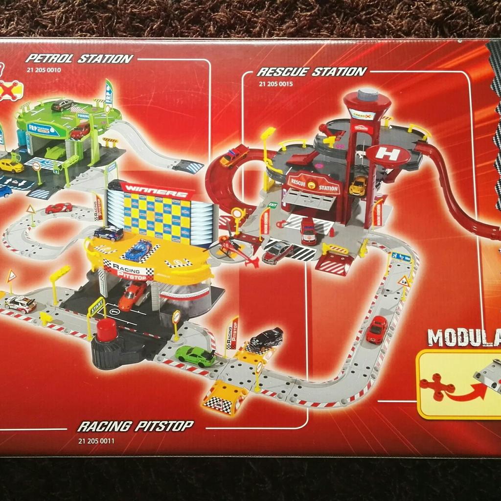 Majorette Creatix Rettungsstation in 91555 Feuchtwangen for €22.00 for sale | Shpock