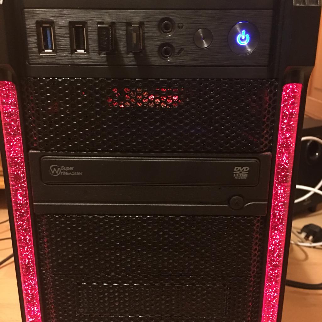 Custom 4K Gaming PC in N13 London for £500.00 for sale | Shpock