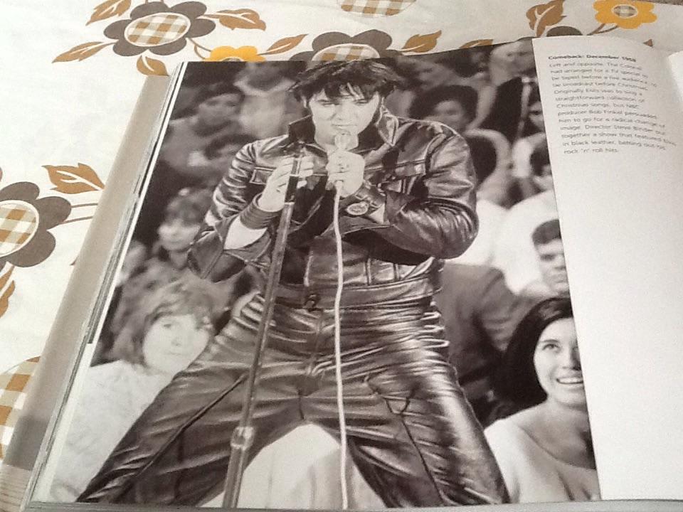Images of Elvis Book in SG19 Sandy für 2,00 £ zum Verkauf | Shpock DE