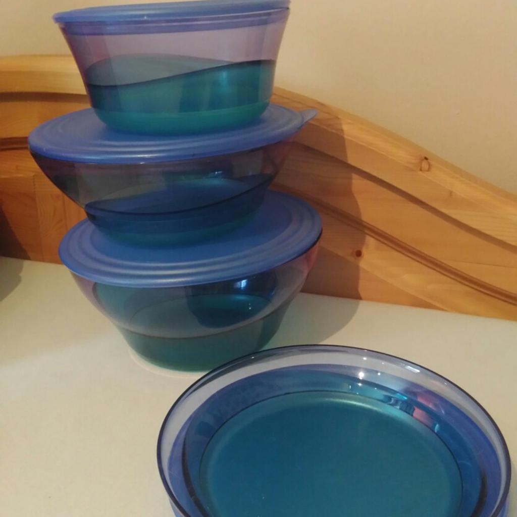 Tupperware Eleganza Set in 2601 Sollenau für 40,00 € zum Verkauf ...