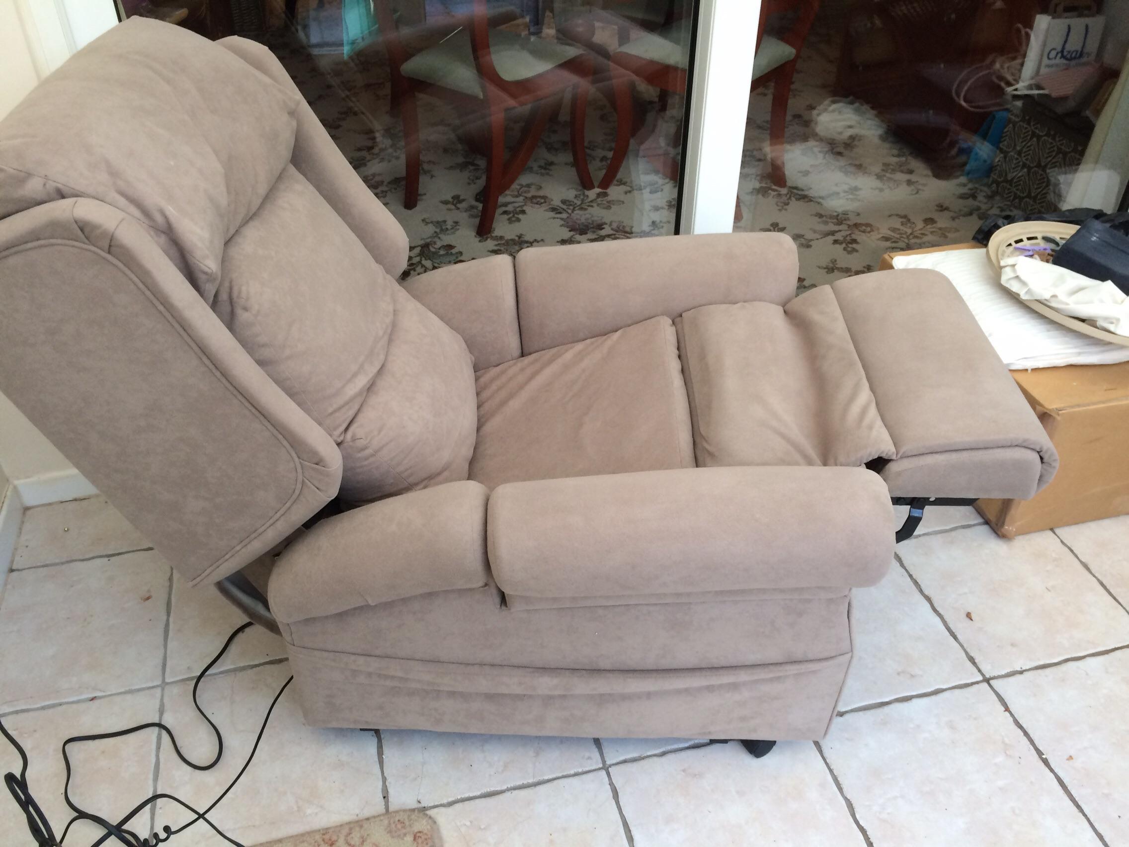 Electric rise and fall chair in TS26 Hartlepool für 65,00 £ zum Verkauf ...