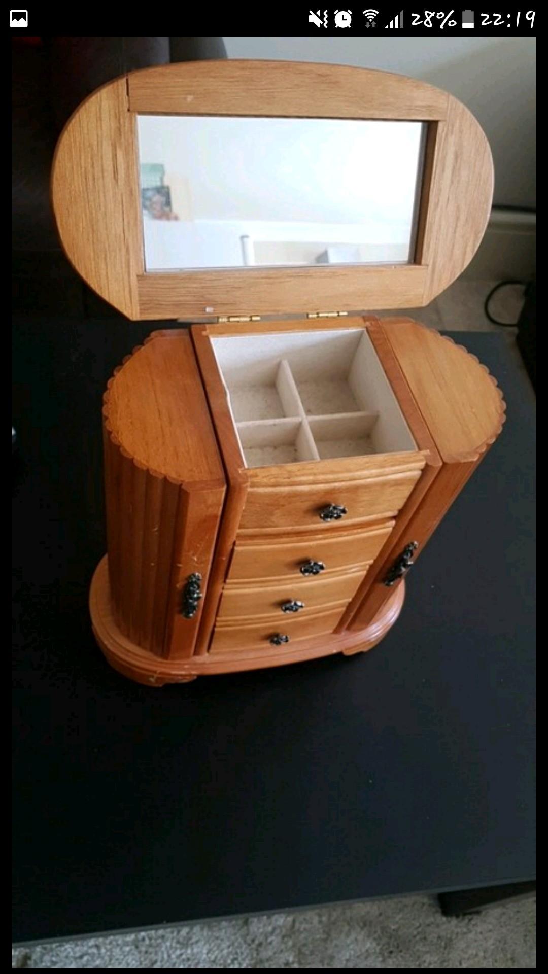 Vintage jewellery box in HA3 Harrow für 5,00 £ zum Verkauf | Shpock DE