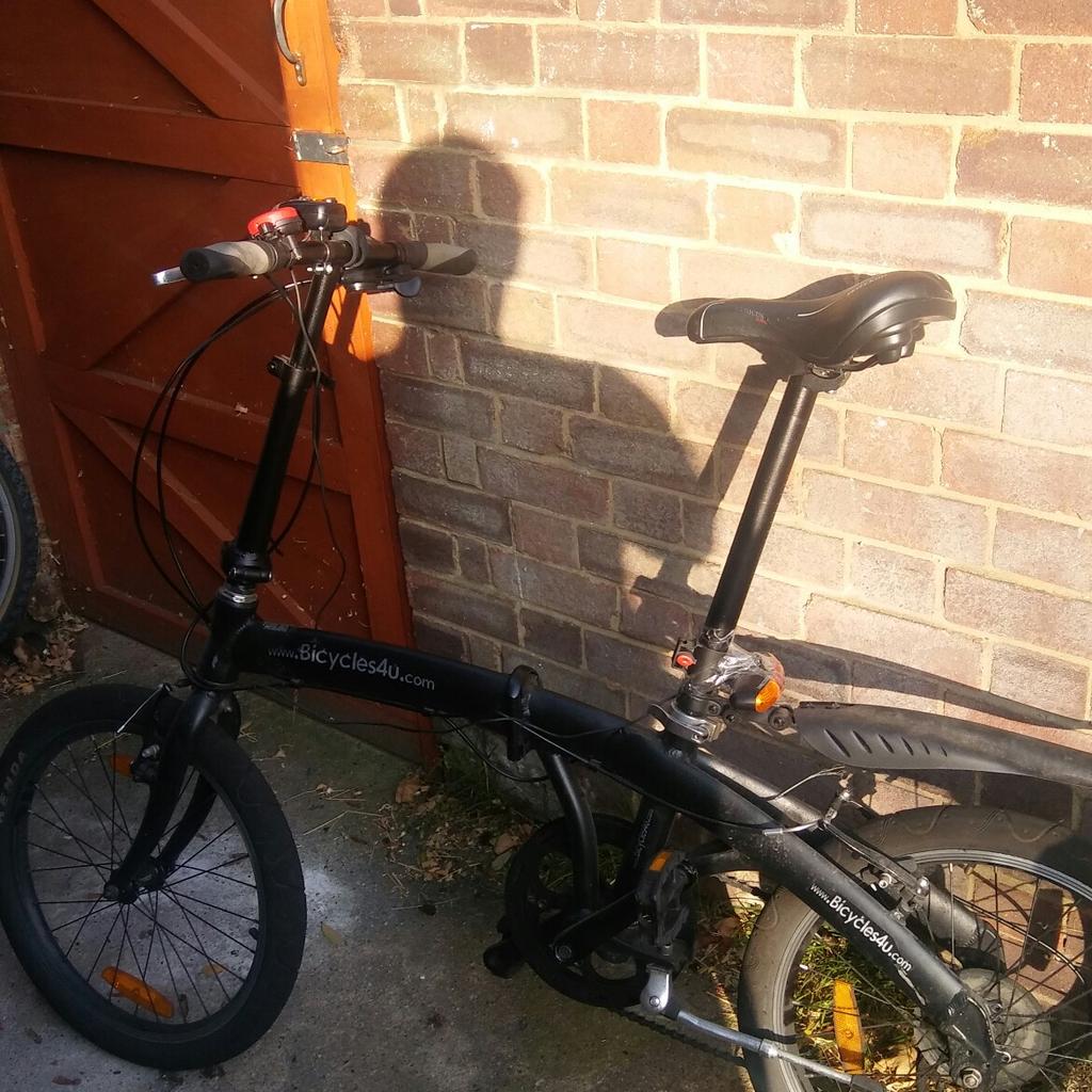 Adults fold-up road bike in SE12 London für 50,00 £ zum Verkauf | Shpock DE