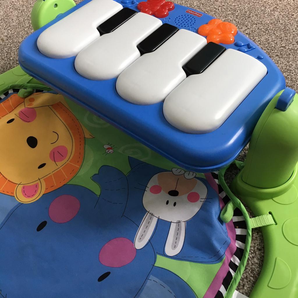 Fisher-Price Kick and Play Piano Gym in TW18-Thames für £ 16,00 zum ...