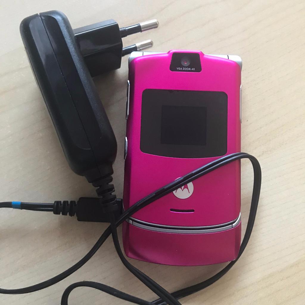 Motorola RAZR V3 PINK in 7331 Weppersdorf für € 15,00 zum Verkauf ...