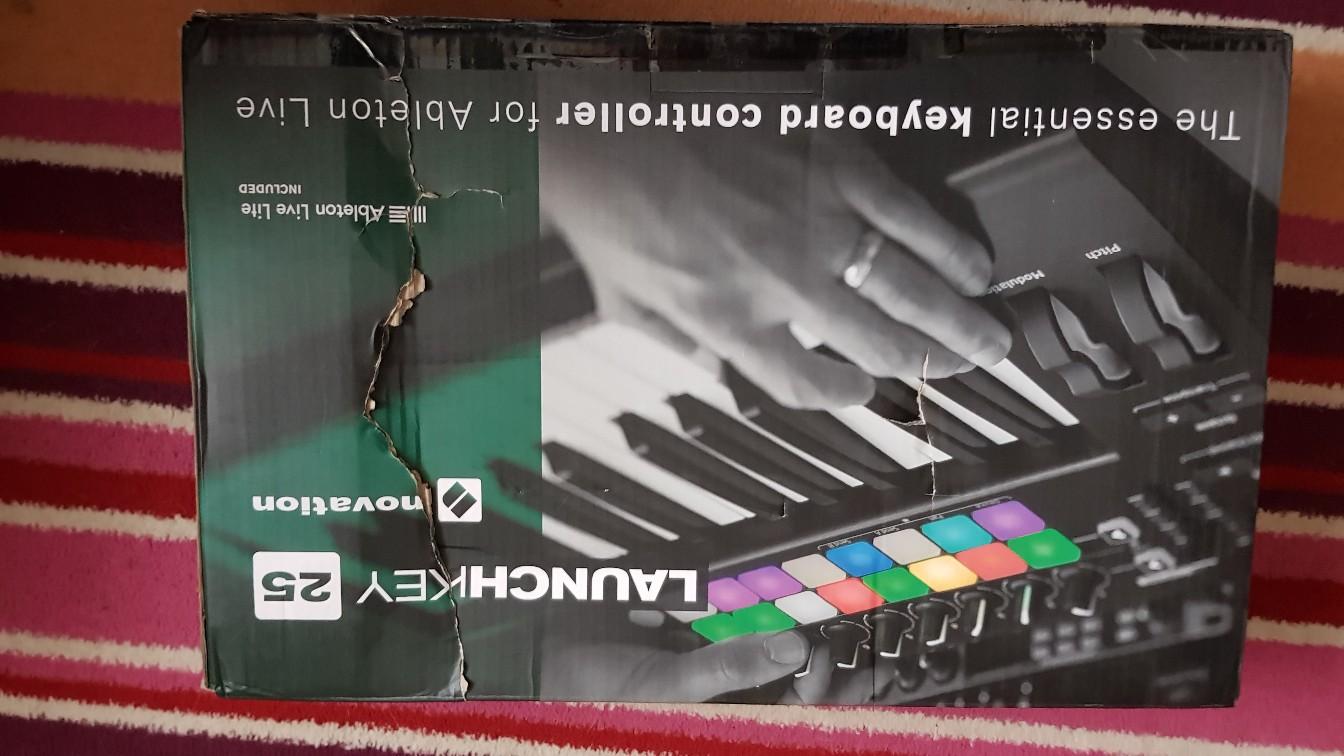 Launch key 25 Dj keyboard in PL5 Plymouth für £ 30,00 zum Verkauf ...