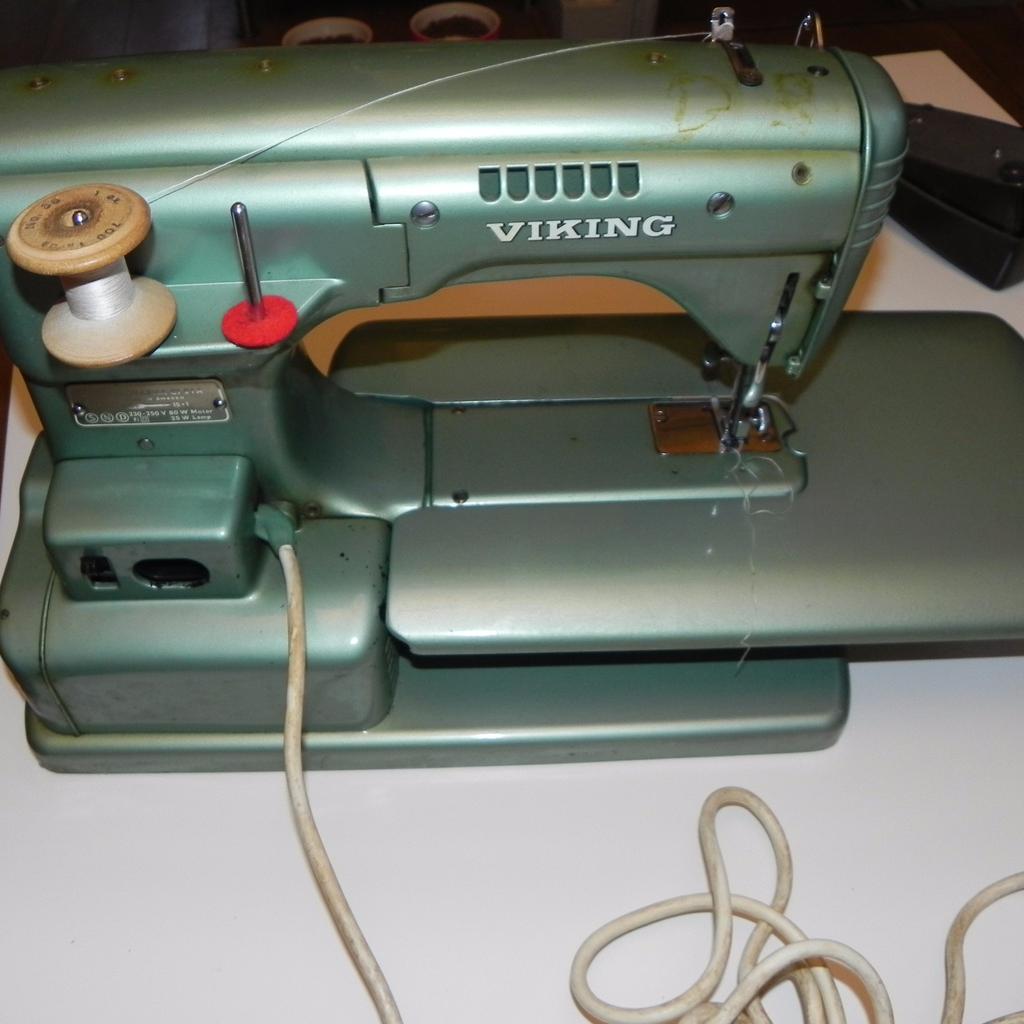 1950s VIKING HUSQVARNA Cl 21A Sewing Machine in E10 London für 60,00 ...
