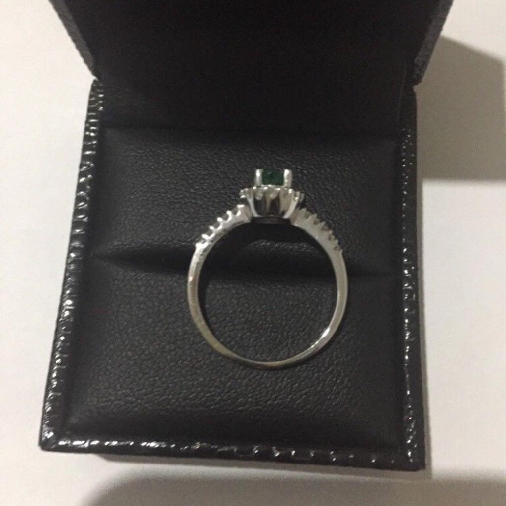 Revoni Ring weißgold Diamanten in 13409 Berlin für 350,00 € zum Verkauf ...