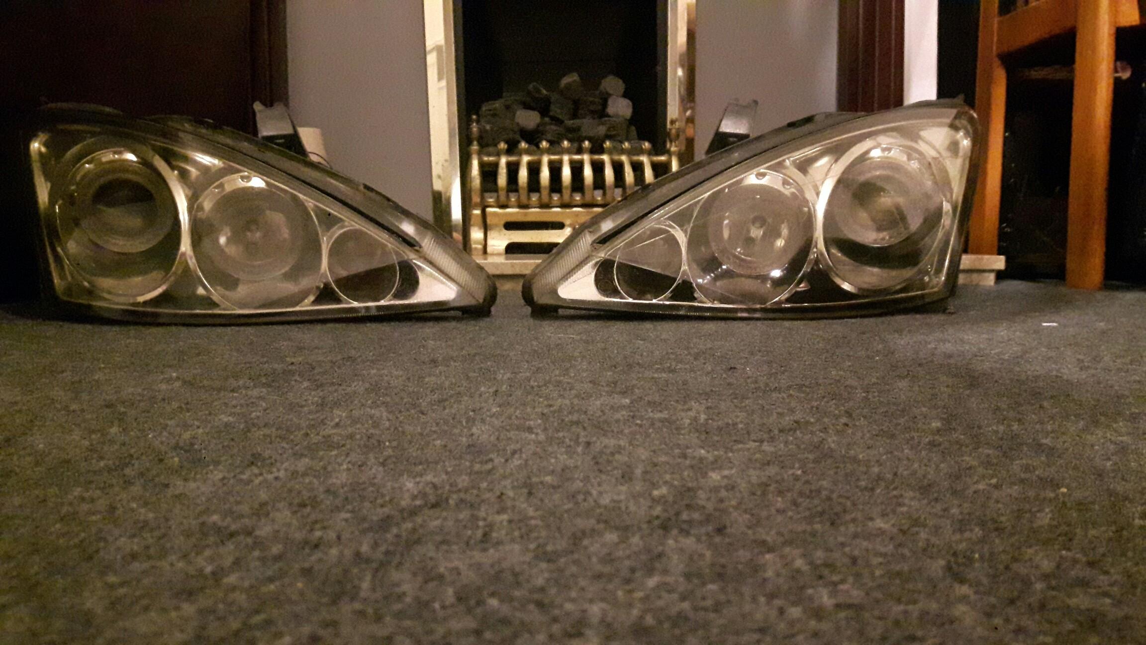 Ford focus mk1 headlights tuning/performance in RG30 Reading für £ 90 ...