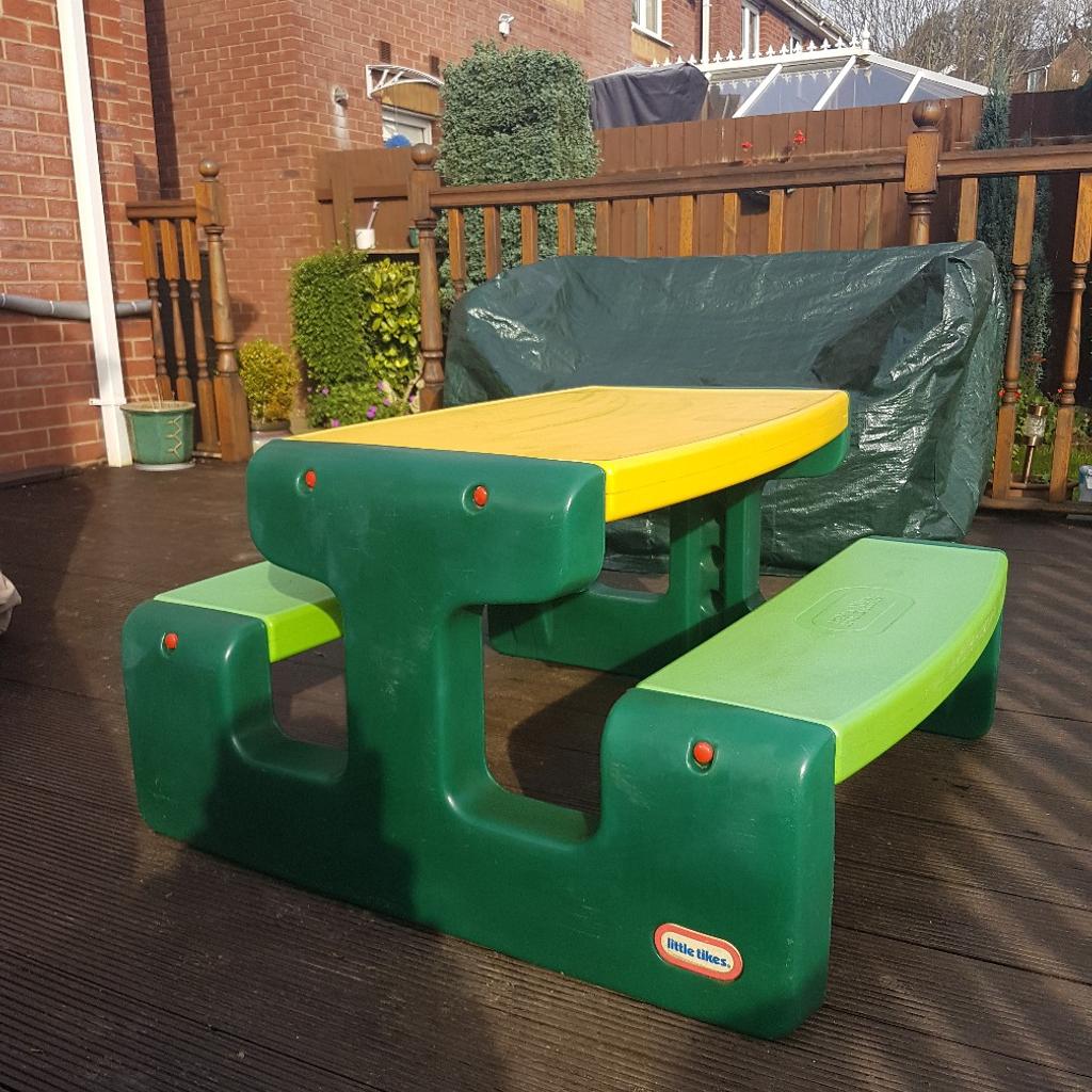 Little tikes table bench in SA11 Neath für 20,00 £ zum Verkauf | Shpock DE