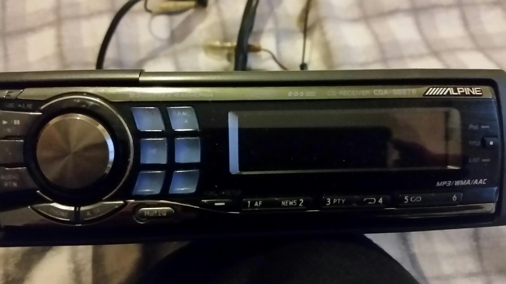Alpine cda-9887r car stereo in SE19 London for £80.00 for sale | Shpock