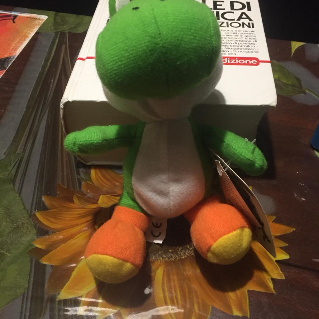 Peluche Yoshi Super Mario in 50133 Firenze for €1.00 for sale | Shpock