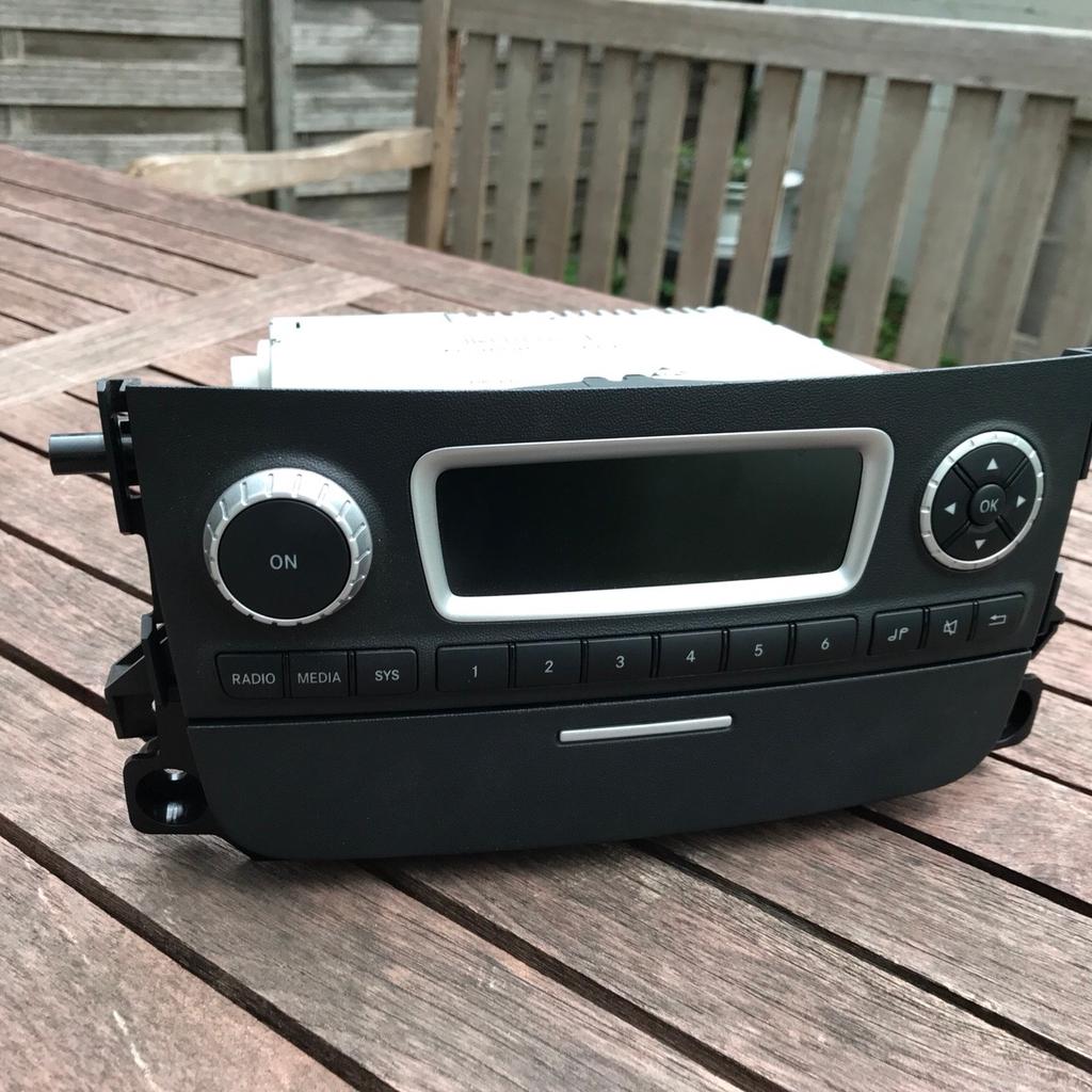 Smart 451 Radio Facelift Original in 64347 Griesheim for €140.00 for ...