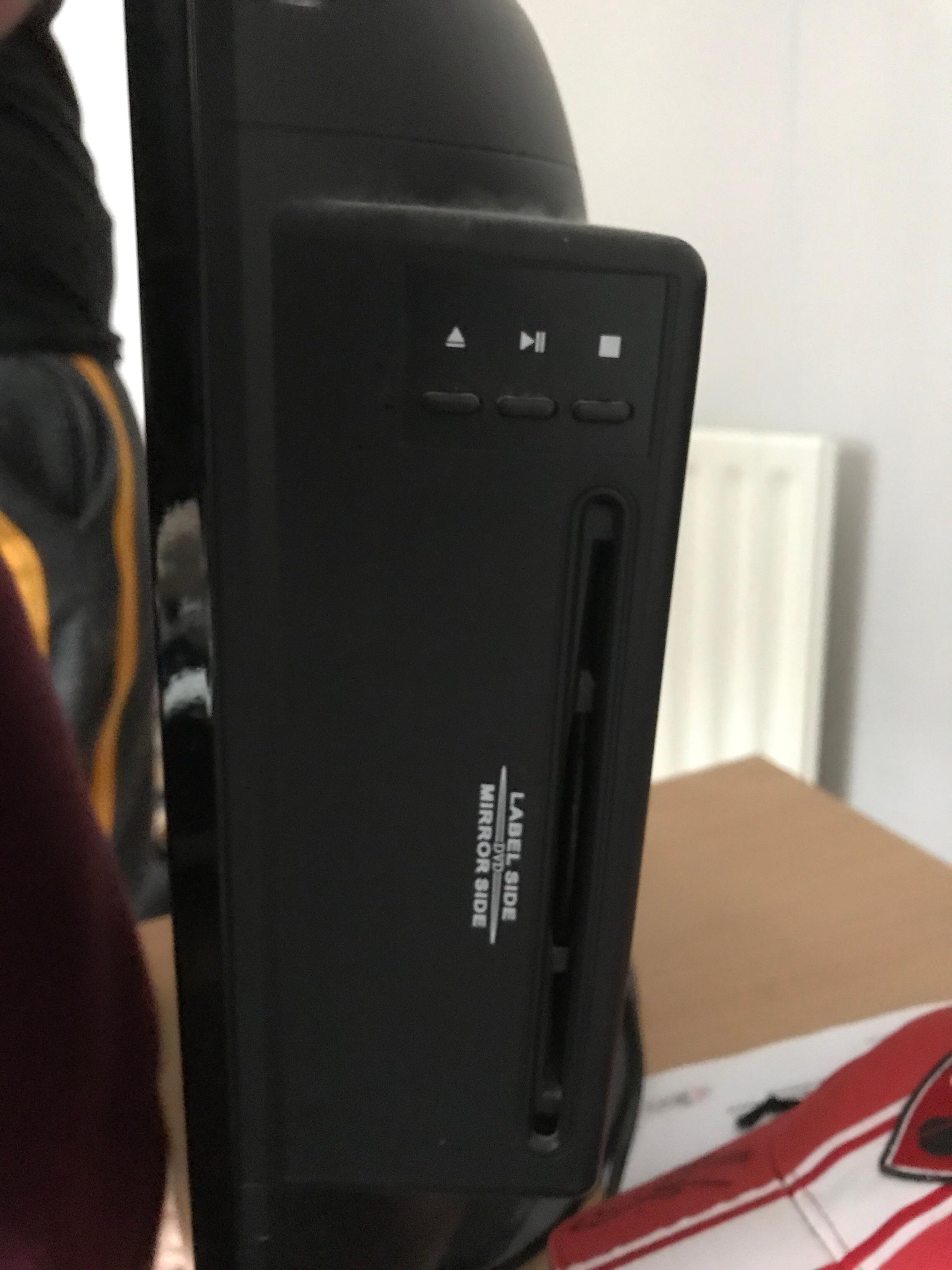 19 inch TV with DVD built in in GU14 Rushmoor für 20,00 £ zum Verkauf ...